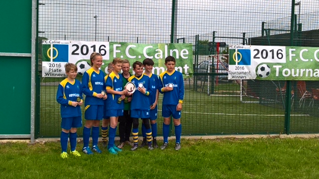 RWBTFC - News - Under 13 Whites win tournament trophy